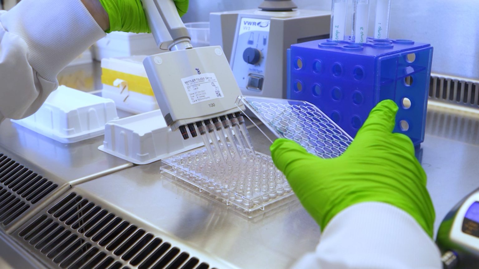 Cell culture – exposing cells – labprep.video